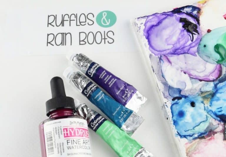 How to Dye Feathers - Paint Feathers with Watercolor