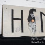 Make this Awesome Home Gnome Interchangeable Seasonal Sign!