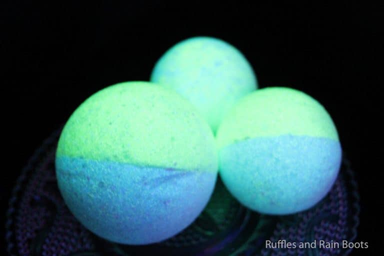Glow in the Dark Bath Bombs are Wicked COOL!