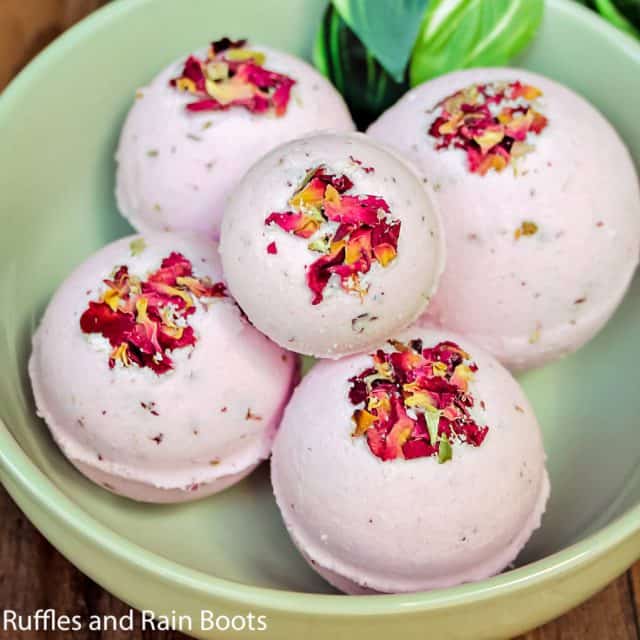 DIY Flower Bath Bombs with Rose Petals Recipe