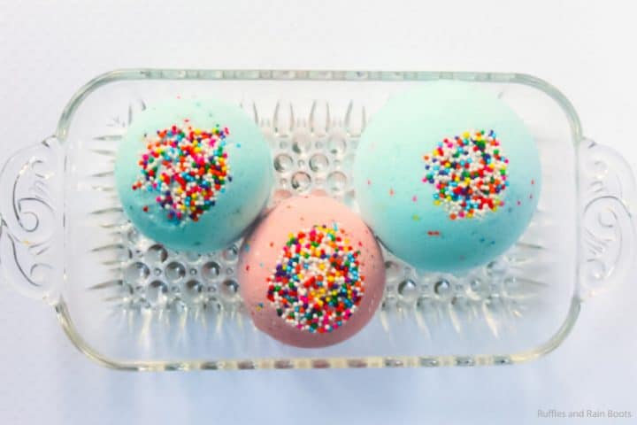 Make Easy Cotton Candy Bath Bombs for a Fun Bath Time Treat!