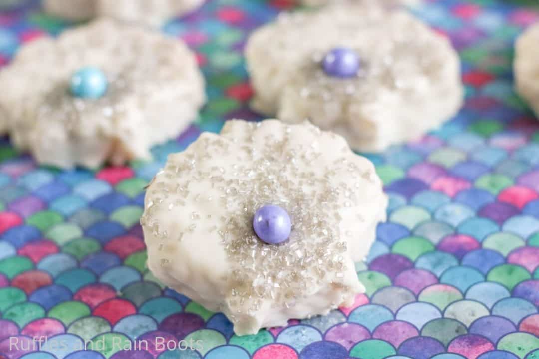 Cute Sea Shell Krispie Treats are Perfect Mermaid Party Treats!