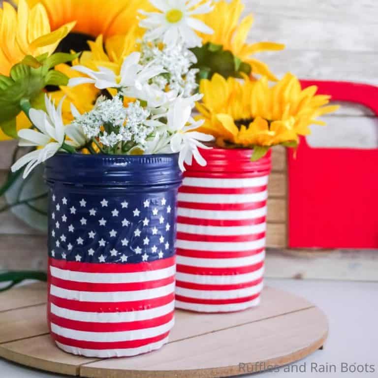 Easy American Flag Mason Jars are a Fun July 4th Cricut Craft!