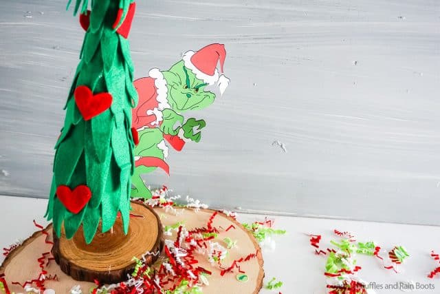 This DIY Grinch Tree is a Who-Tastic Grinch Craft!
