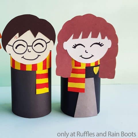 These Harry Potter Paper Roll Crafts Make Puppets or Paper Dolls