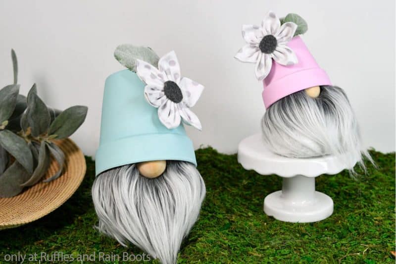 These DIY Gnomes with Flower Pots Hats Can Be Made for Any Season