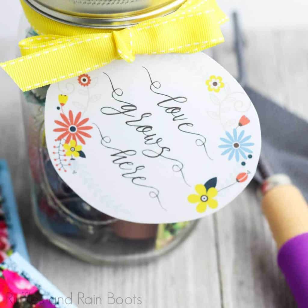 The Best Mother's Day Gift in a Jar Ideas You Can Make in Minutes!