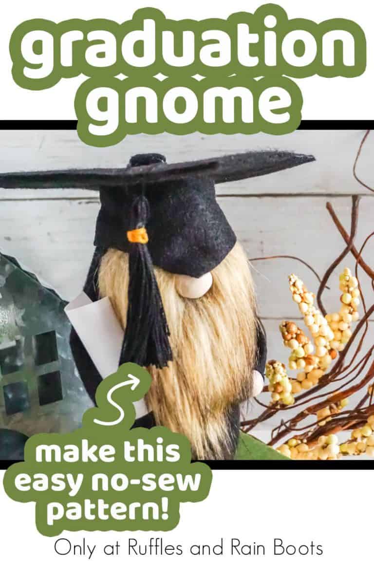 Make this Quick Graduation Gnome Pattern for a Fun Graduation Gift!